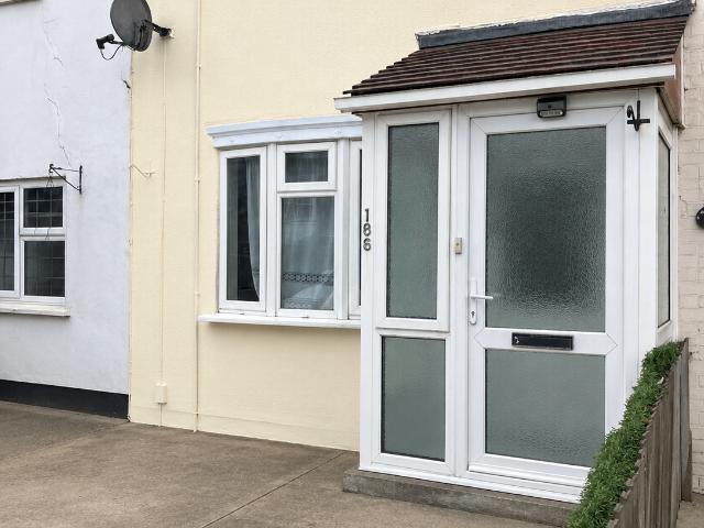 2 bedroom house to rent