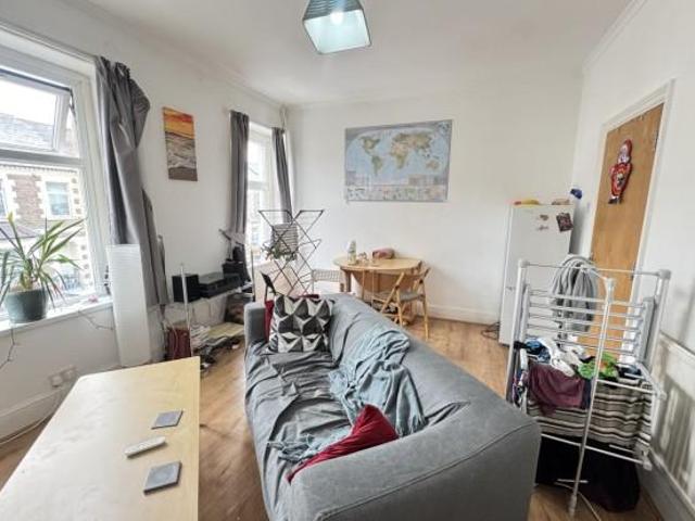 2 bedroom house to rent