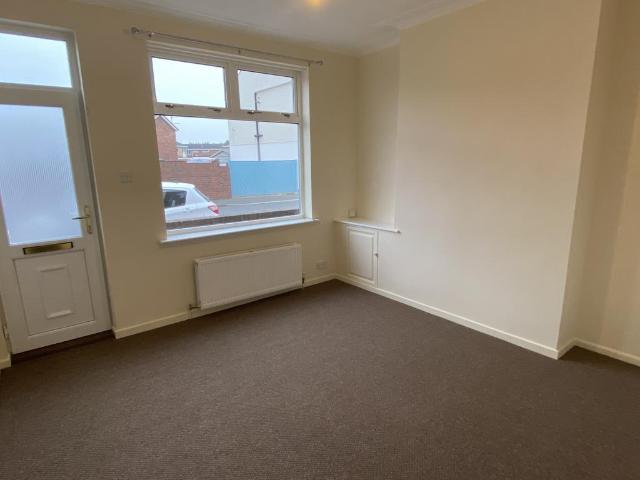 2 bedroom house to rent