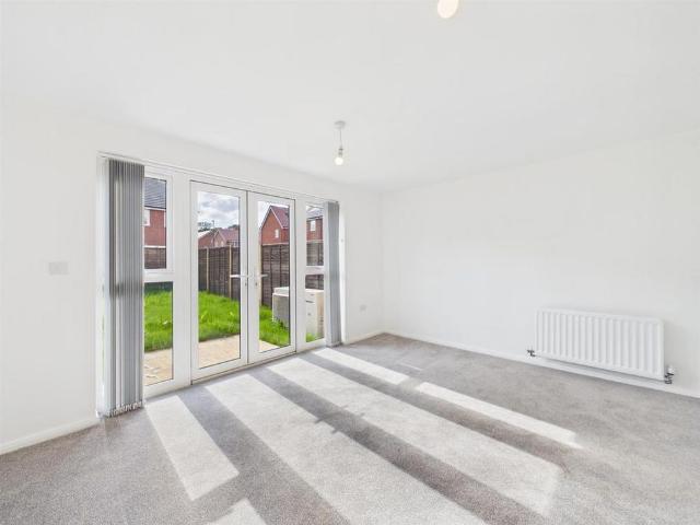 2 bedroom house to rent