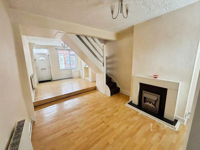 2 bedroom house to rent Taylor Street, Ilkeston, Derbyshire, DE7