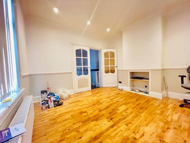 2 bedroom house to rent The Drive, Thornton Heath, CR7