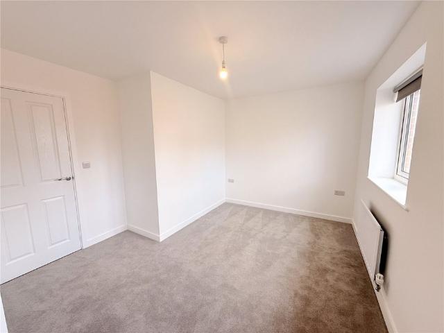 2 bedroom house to rent Tillage Road, Wellingborough, Northamptonshire, NN8
