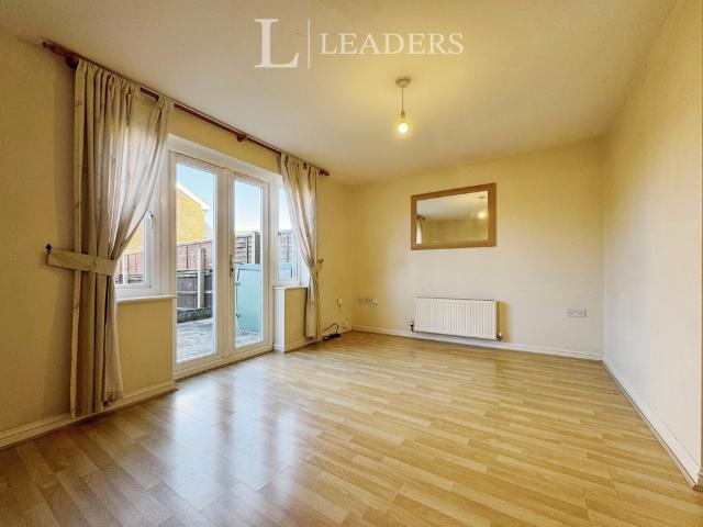 2 bedroom house to rent Tizzick Close, Norwich, NR5