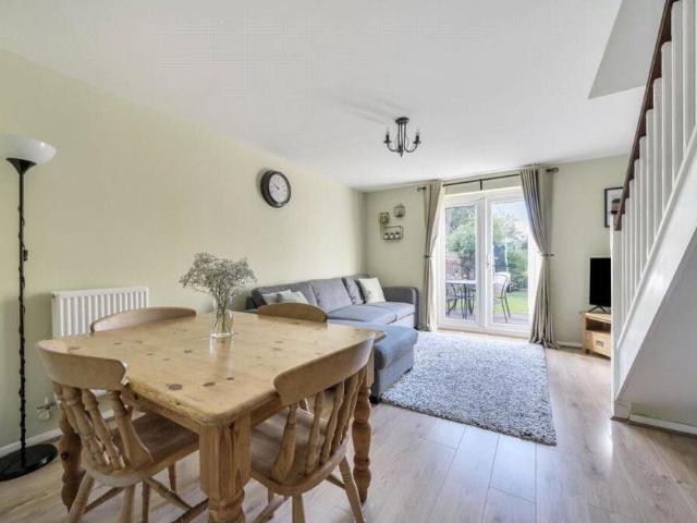2 bedroom house to rent Tolefrey Gardens, Chandler's Ford, Eastleigh, Hampshire, SO53