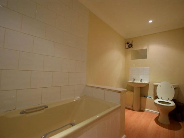 2 bedroom house to rent Upper East Street, Sudbury, CO10