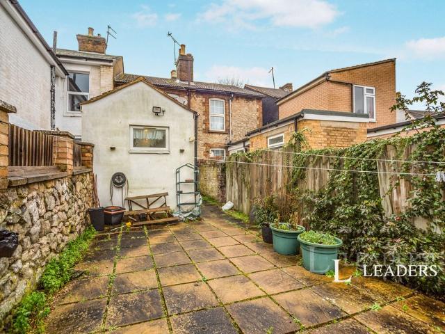 2 bedroom house to rent Upper Fant Road, Maidstone, Kent, ME16