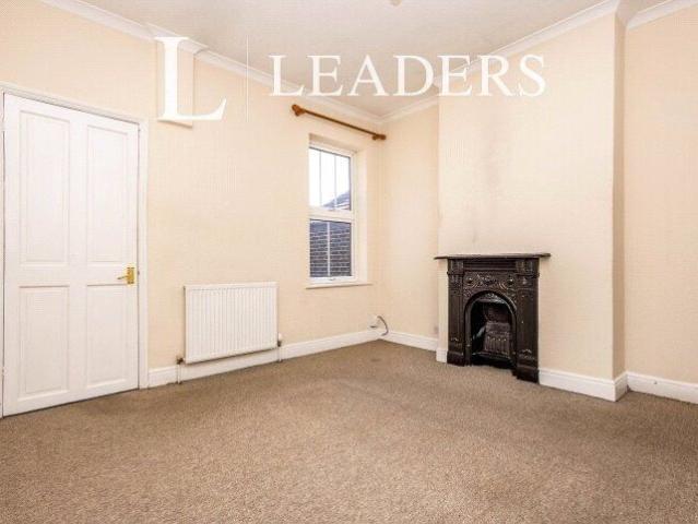 2 bedroom house to rent Walnut Tree Close, Guildford, GU1