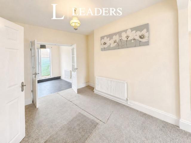 2 bedroom house to rent Warsop Lane, Rainworth, Mansfield, Nottinghamshire, NG21