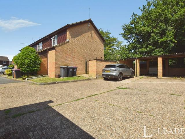 2 bedroom house to rent Wentworth Drive, Bishop's Stortford, Hertfordshire, CM23