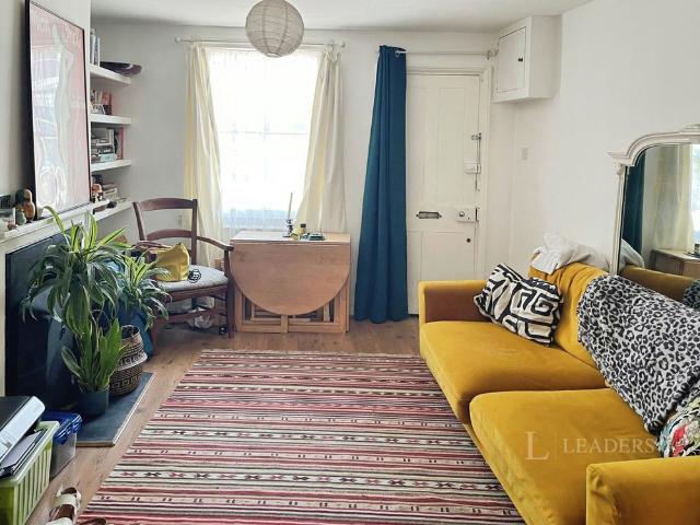 2 bedroom house to rent Western Road, Lewes, East Sussex, BN7