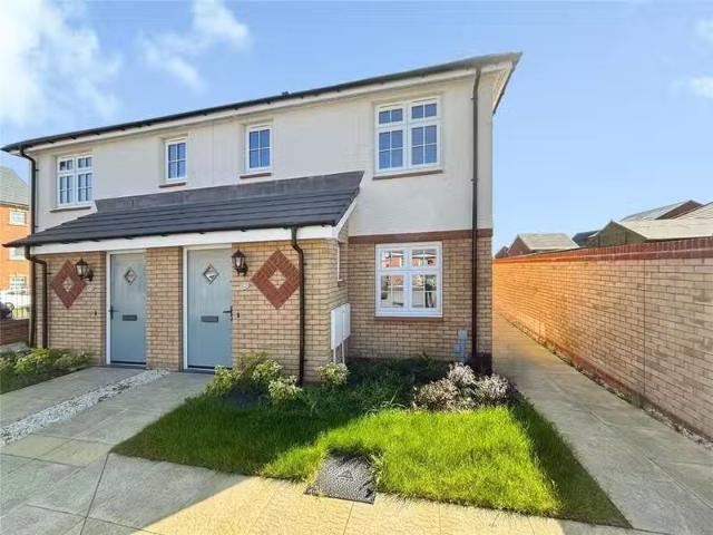 2 bedroom House to rent, Wick Road, Lubbesthorpe, LE19 £1,100.