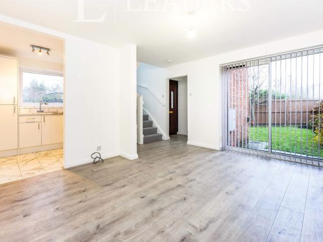 2 bedroom house to rent Wroxham Close, Chester, CH2