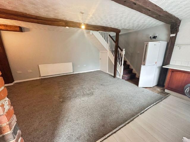 2 bedroom house to rent Barn Cottage, Wickham Road, Curdridge, Southampton, SO32