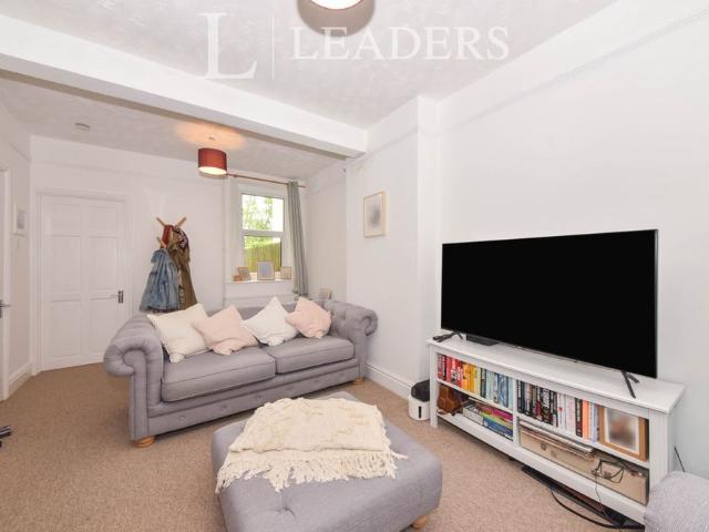 2 bedroom house to rent Barnack Road, Stamford, PE9