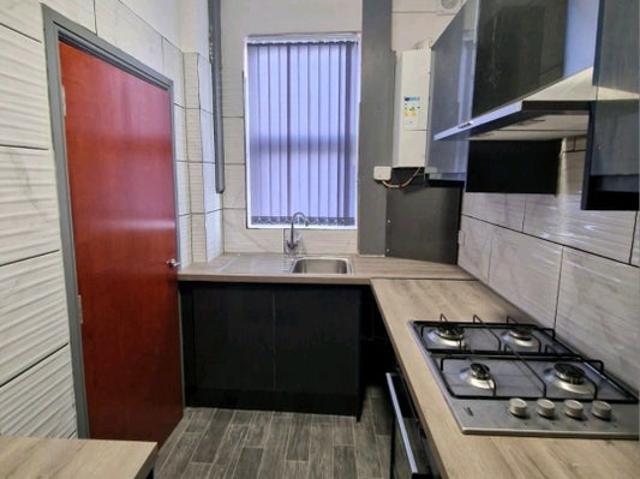 2 Bedroom House to Rent – Beeston, Leeds LS11