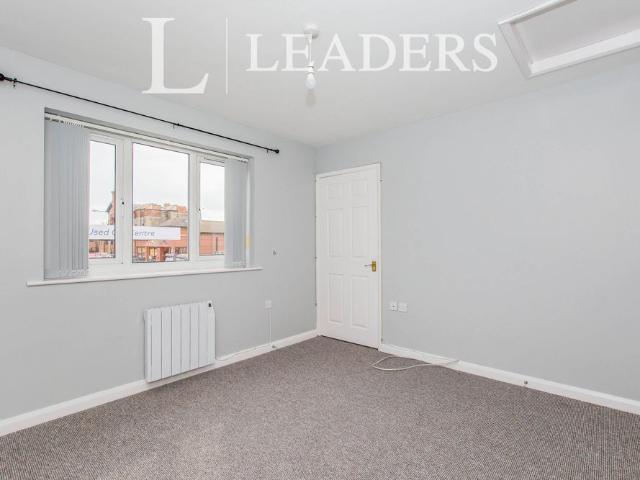 2 bedroom house to rent Berry Way, Skegness, PE25