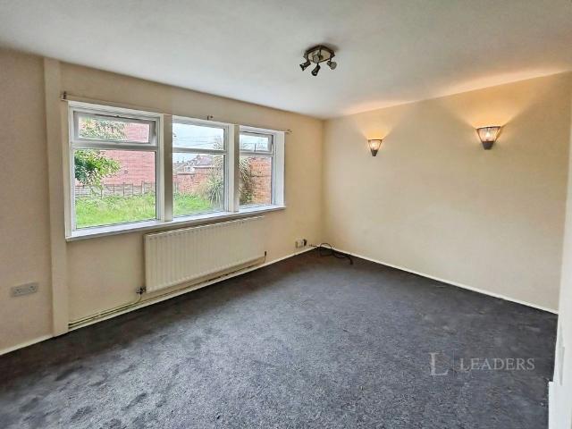 2 bedroom house to rent Bowbridge Avenue, Littleover, Derby, DE23
