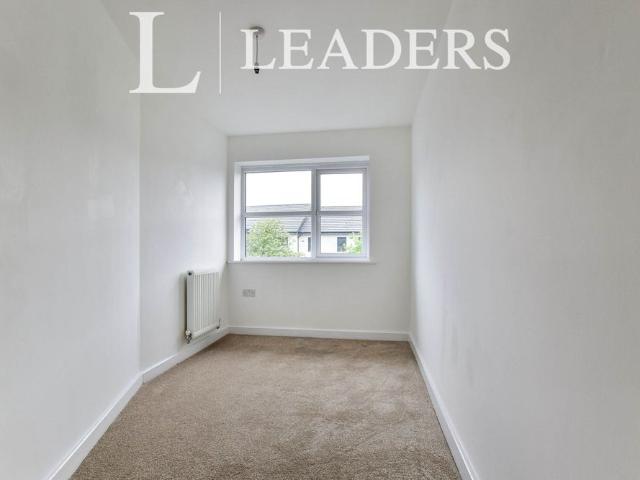2 bedroom house to rent Blue Moon Way, Manchester, M14