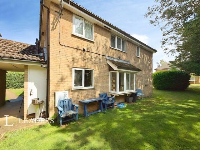2 bedroom house to rent Buttermel Close, Godmanchester, Huntingdon, PE29