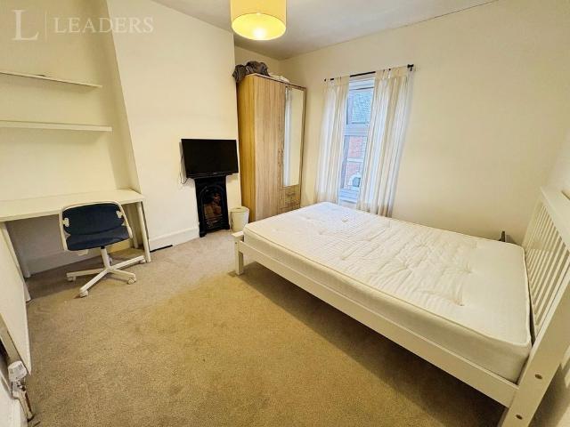 2 bedroom house to rent Cecil Street, Derby, Derbyshire, DE22