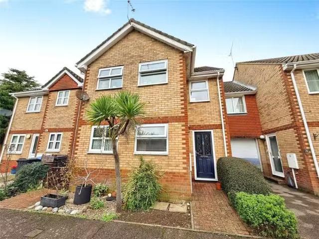 2 bedroom House to rent, Chater Court, Deal, CT14 £1,100 pcm