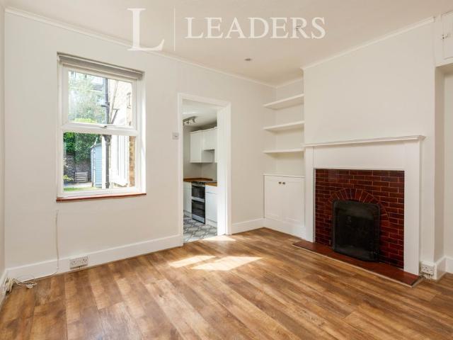 2 bedroom house to rent Cobden Road, Sevenoaks, TN13
