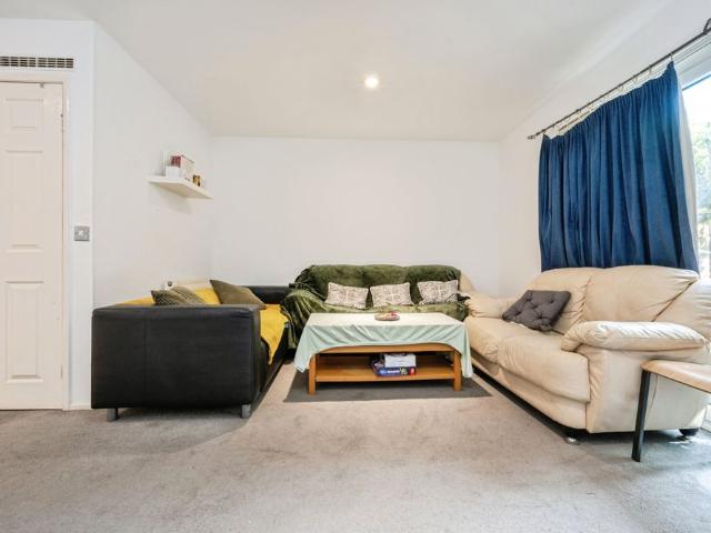 2 bedroom house to rent Coleshill Place, Bradwell Common, Milton Keynes, Buckinghamshire, MK13