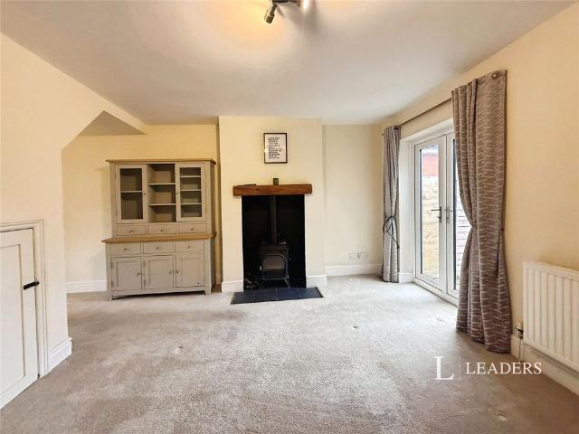 2 bedroom house to rent Croft Gardens, Charlton Kings, Cheltenham, Gloucestershire, GL53