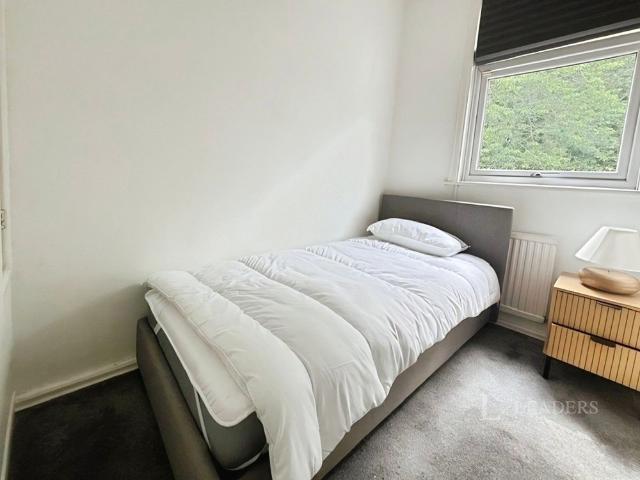 2 bedroom house to rent Crab Lane, Manchester, Greater Manchester, M9