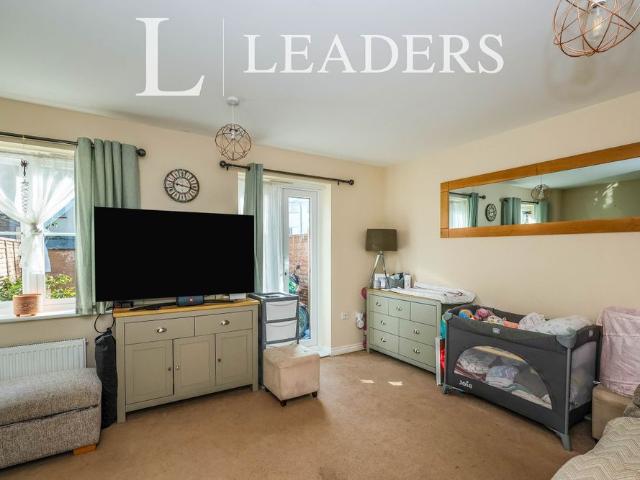 2 bedroom house to rent Cunningham Avenue, Portsmouth, PO2