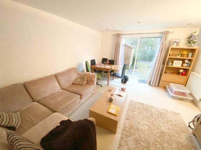 2 bedroom house to rent Dandridge Court, Grange Farm, Milton Keynes, Buckinghamshire, MK8