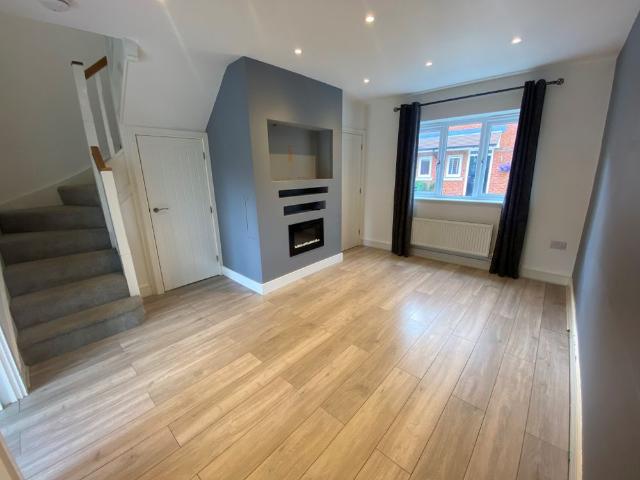 2 bedroom house to rent Gregorys Bank, Worcester, WR3