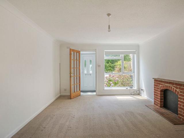 2 bedroom house to rent Hasler Road, Poole, Dorset, BH17