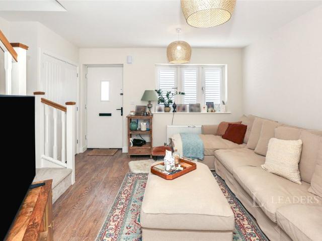 2 bedroom house to rent Hickory Way, Hedge End, Southampton, Hampshire, SO30