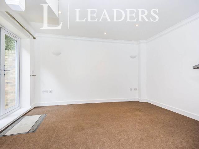 2 bedroom house to rent Homelands, Guyhirn, Wisbech, PE13