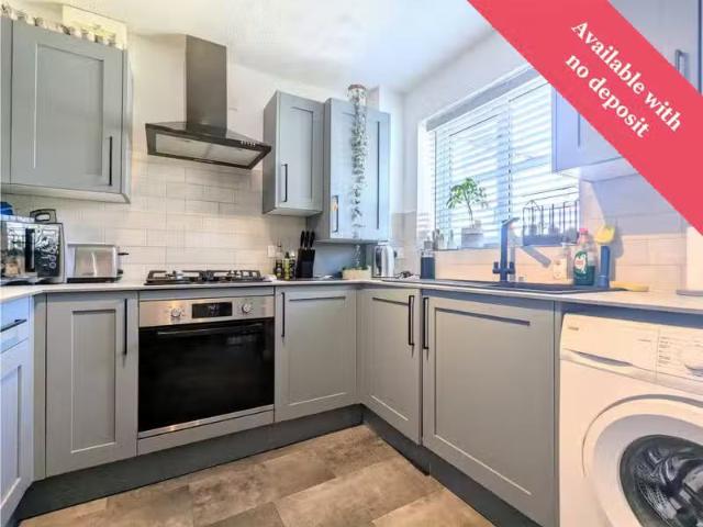 2+ bedroom house to rent in The Bluebells, Bradley Stoke, Bris.