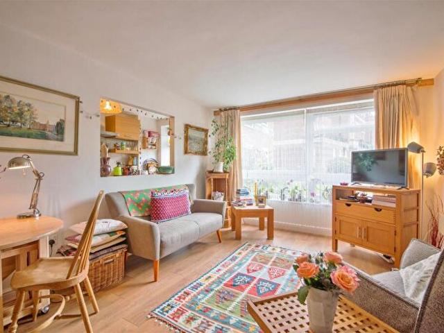 2 Bedroom House To Rent In Woodstock Close, Oxford, OX2