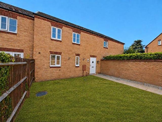 2 Bedroom House To Rent In Bowling Green Lane, St Crispin, NN5