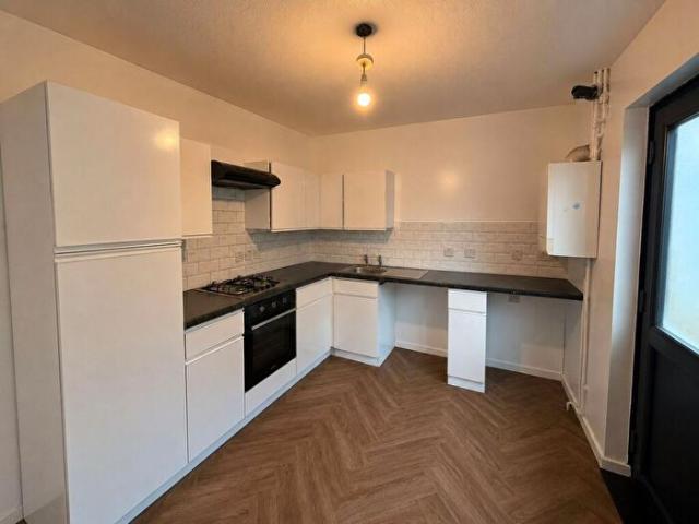 2 Bedroom House To Rent In Brompton Close, Bestwood, NG5