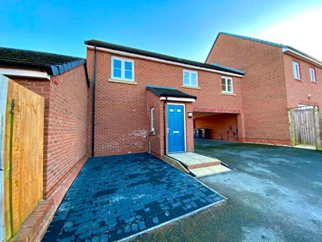 2 Bedroom House To Rent In Calder Gardens, Bingham, NG13