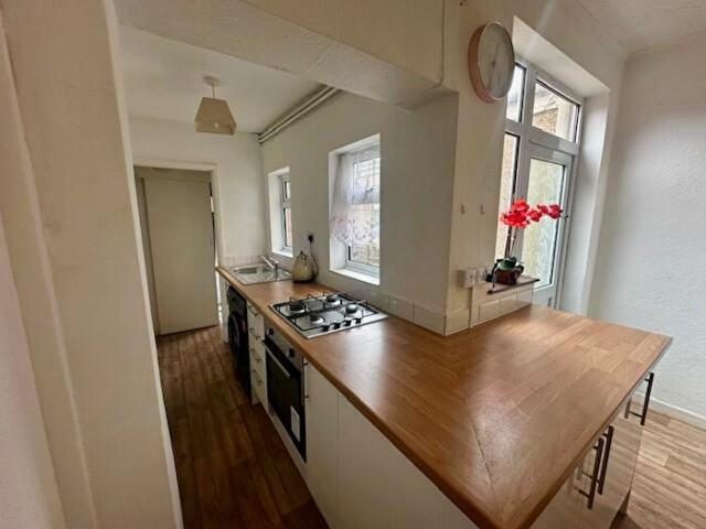 2 Bedroom House To Rent In Corbett Street, Rugby, CV21