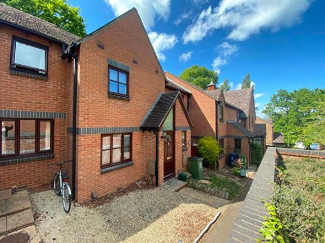 2 Bedroom House To Rent In Green Ridges, Headington, Oxford, OX3