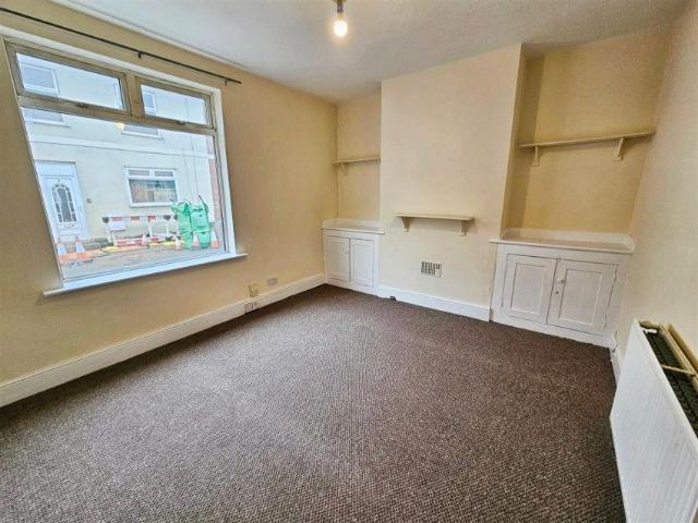 2 Bedroom House to Rent in Havelock Street, Kettering, NN16
