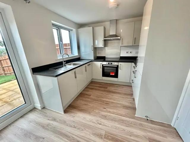 2 Bedroom House To Rent In Herbert Street, Eastwood, Nottingham, NG16