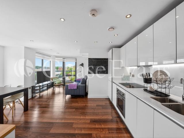 2 bedroom house to rent in howson court 525 old kent road london se1