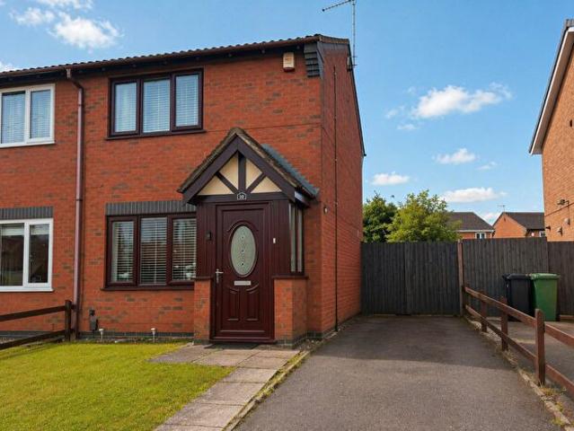 2 Bedroom House To Rent In Irvine Close, Stenson Fields, DE24