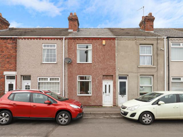 2 bedroom house to rent in king street clowne s43