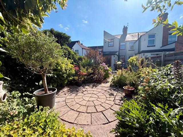 2 Bedroom House To Rent In Leicester Road, Mountsorrel, Leics, LE12
