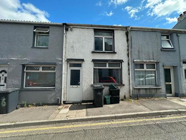 2 Bedroom House To Rent In Market Street, Tredegar, NP22